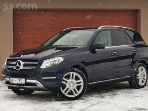 Zils Mercedes-Benz GLE 350 2016 Valmiera, ar dzinēja tilpumu 3.00 L un nobraukumu 270 tūkst. km par 21900 €, foto 18 vietnē AUTOMOTO.COM.LV