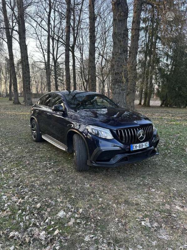Blue Mercedes-Benz GLE 350 2016 in Sakiai, with an engine capacity of 3.00 L and mileage of 113 thousand km for 32 €, photo 3 on AUTOMOTO.COM.LV