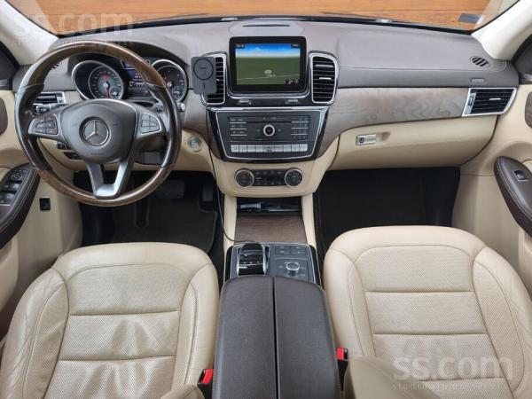 Zils Mercedes-Benz GLE 350 2016 Valmiera, ar dzinēja tilpumu 3.00 L un nobraukumu 299 tūkst. km par 18900 €, foto 9 vietnē AUTOMOTO.COM.LV