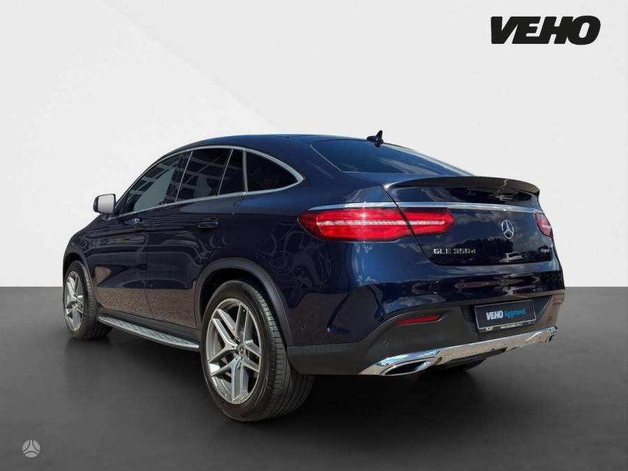 Blue Mercedes-Benz GLE 350 2017 in Vilnius, with an engine capacity of 2.99 L and mileage of 81 thousand km for 34900 €, photo 4 on AUTOMOTO.COM.LV