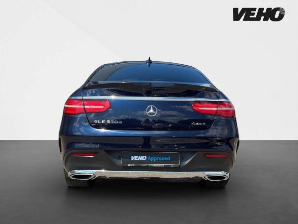 Blue Mercedes-Benz GLE 350 2017 in Vilnius, with an engine capacity of 2.99 L and mileage of 81 thousand km for 34900 €, photo 4 on AUTOMOTO.COM.LV