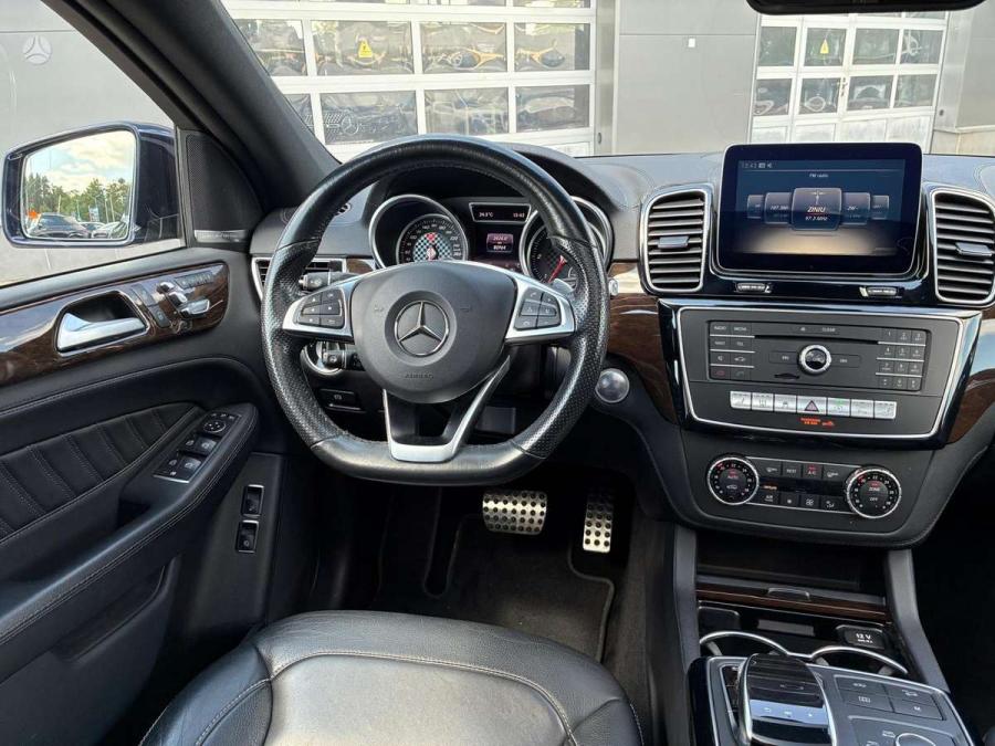 Blue Mercedes-Benz GLE 350 2017 in Vilnius, with an engine capacity of 2.99 L and mileage of 81 thousand km for 34900 €, photo 19 on AUTOMOTO.COM.LV