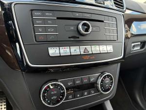 Blue Mercedes-Benz GLE 350 2017 in Vilnius, with an engine capacity of 2.99 L and mileage of 81 thousand km for 34900 €, photo 22 on AUTOMOTO.COM.LV