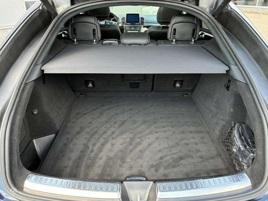 Blue Mercedes-Benz GLE 350 2017 in Vilnius, with an engine capacity of 2.99 L and mileage of 81 thousand km for 34900 €, photo 30 on AUTOMOTO.COM.LV