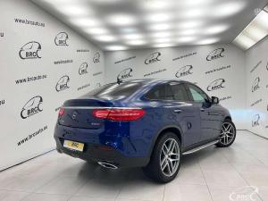 Blue Mercedes-Benz GLE 350 2017 in Vilnius, with an engine capacity of 2.99 L and mileage of 301 thousand km for 26900 €, photo 8 on AUTOMOTO.COM.LV