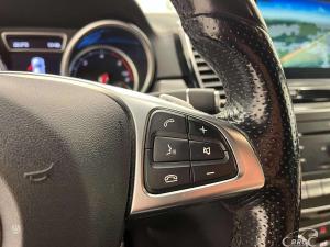 Blue Mercedes-Benz GLE 350 2017 in Vilnius, with an engine capacity of 2.99 L and mileage of 301 thousand km for 26900 €, photo 20 on AUTOMOTO.COM.LV