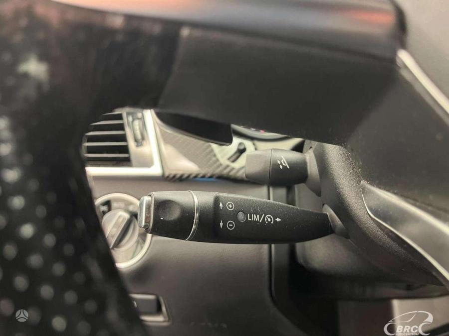 Blue Mercedes-Benz GLE 350 2017 in Vilnius, with an engine capacity of 2.99 L and mileage of 301 thousand km for 26900 €, photo 21 on AUTOMOTO.COM.LV