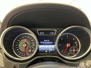 Blue Mercedes-Benz GLE 350 2017 in Vilnius, with an engine capacity of 2.99 L and mileage of 301 thousand km for 26900 €, photo 25 on AUTOMOTO.COM.LV