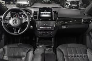 Zils Mercedes-Benz GLE 350 2018 Rīga, ar dzinēja tilpumu 3.00 L un nobraukumu 171 tūkst. km par 27950 €, foto 13 vietnē AUTOMOTO.COM.LV