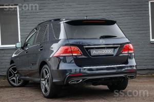 Zils Mercedes-Benz GLE 350 2018 Tukums, ar dzinēja tilpumu 3.00 L un nobraukumu 120 tūkst. km par 34490 €, foto 6 vietnē AUTOMOTO.COM.LV