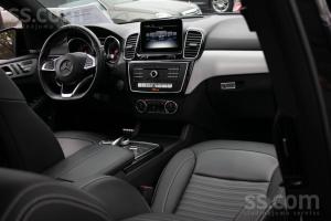 Zils Mercedes-Benz GLE 350 2018 Tukums, ar dzinēja tilpumu 3.00 L un nobraukumu 120 tūkst. km par 34490 €, foto 9 vietnē AUTOMOTO.COM.LV