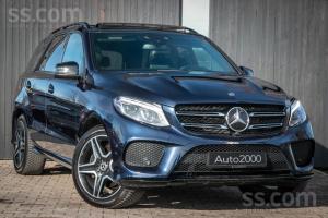 Синий Мерседес ГЛE 350 2018 в Рига, объемом двигателя 3.00 л и пробегом 124 тыс. км за 28900 €, фото  на AUTOMOTO.COM.LV