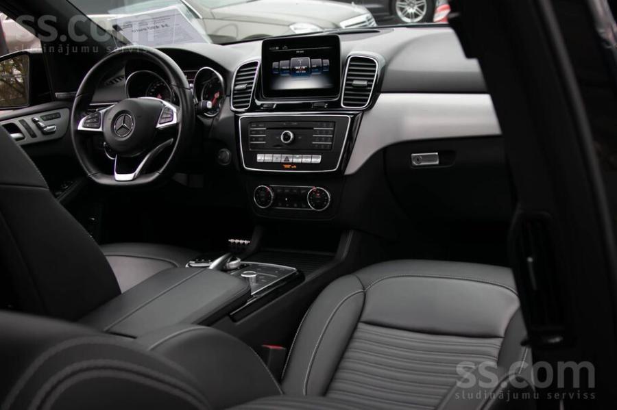 Zils Mercedes-Benz GLE 350 2018 Rīga, ar dzinēja tilpumu 3.00 L un nobraukumu 124 tūkst. km par 28900 €, foto 5 vietnē AUTOMOTO.COM.LV