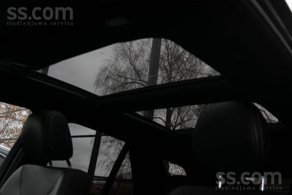 Синий Мерседес ГЛE 350 2018 в Рига, объемом двигателя 3.00 л и пробегом 124 тыс. км за 28900 €, фото 5 на AUTOMOTO.COM.LV