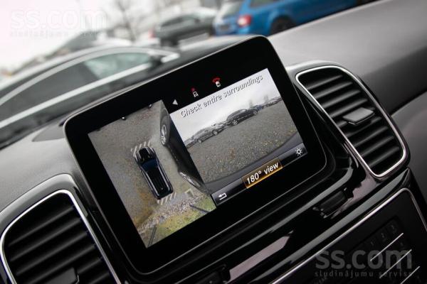 Синий Мерседес ГЛE 350 2018 в Рига, объемом двигателя 3.00 л и пробегом 124 тыс. км за 28900 €, фото 8 на AUTOMOTO.COM.LV