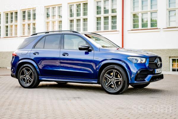 Blue Mercedes-Benz GLE 350 2020 in Tallinn, with an engine capacity of 2.00 L and mileage of 164 thousand km for 43500 €, photo 8 on AUTOMOTO.COM.LV