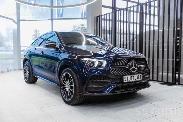Синий Мерседес ГЛE 350 2020 в Рига, объемом двигателя 3.00 л и пробегом 193 тыс. км за 56000 €, фото 1 на AUTOMOTO.COM.LV