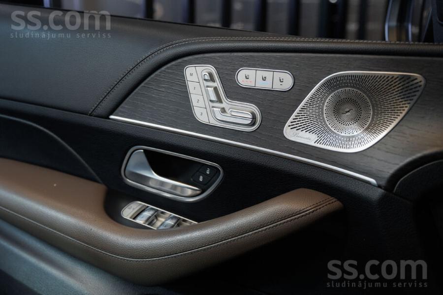Zils Mercedes-Benz GLE 350 2020 Rīga, ar dzinēja tilpumu 3.00 L un nobraukumu 193 tūkst. km par 56000 €, foto 12 vietnē AUTOMOTO.COM.LV