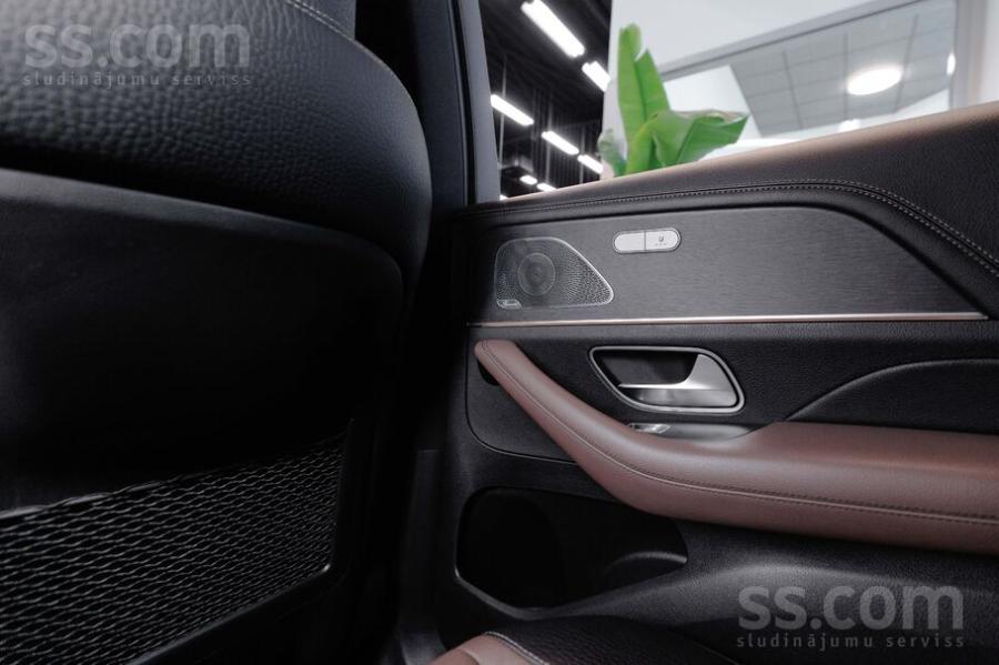 Zils Mercedes-Benz GLE 350 2020 Rīga, ar dzinēja tilpumu 3.00 L un nobraukumu 193 tūkst. km par 56000 €, foto 21 vietnē AUTOMOTO.COM.LV