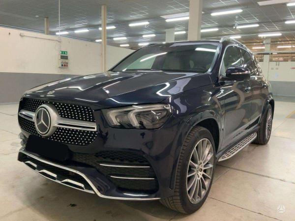 Blue Mercedes-Benz GLE 350 2021 in Vilnius, with an engine capacity of 1.95 L and mileage of 119 thousand km for 48600 €, photo 1 on AUTOMOTO.COM.LV