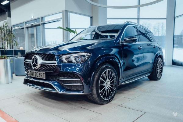 Blue Mercedes-Benz GLE 350 2021 in Riga, with an engine capacity of 2.93 L and mileage of 118 thousand km for 60000 €, photo 3 on AUTOMOTO.COM.LV