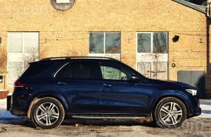 Zils Mercedes-Benz GLE 350 2021 Rīga, ar dzinēja tilpumu 2.00 L un nobraukumu 129 tūkst. km par 50900 €, foto 26 vietnē AUTOMOTO.COM.LV