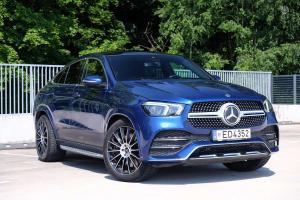 Blue Mercedes-Benz GLE 350 2021 in Vilnius, with an engine capacity of 1.95 L and mileage of 122 thousand km for 51000 €, photo 3 on AUTOMOTO.COM.LV
