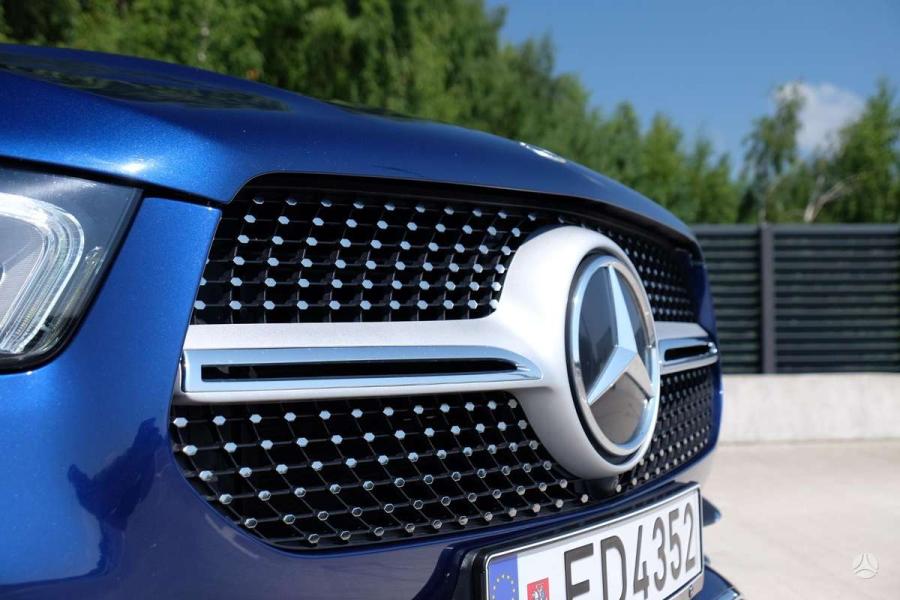 Blue Mercedes-Benz GLE 350 2021 in Vilnius, with an engine capacity of 1.95 L and mileage of 122 thousand km for 51000 €, photo 11 on AUTOMOTO.COM.LV