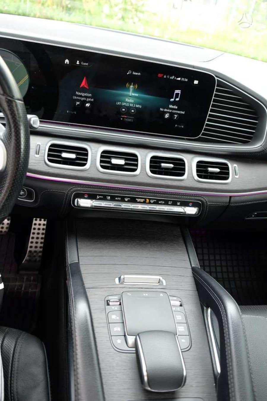 Blue Mercedes-Benz GLE 350 2021 in Vilnius, with an engine capacity of 1.95 L and mileage of 122 thousand km for 51000 €, photo 42 on AUTOMOTO.COM.LV