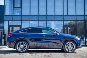 Blue Mercedes-Benz GLE 350 2021 in Vilnius, with an engine capacity of 0.00 L and mileage of 183 thousand km for 52600 €, photo 12 on AUTOMOTO.COM.LV