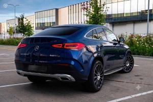 Синий Мерседес ГЛE 350 2021 в Вильнюс, объемом двигателя 1.95 л и пробегом 122 тыс. км за 48000 €, фото 3 на AUTOMOTO.COM.LV