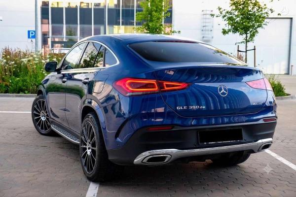 Blue Mercedes-Benz GLE 350 2021 in Vilnius, with an engine capacity of 1.95 L and mileage of 122 thousand km for 48000 €, photo 4 on AUTOMOTO.COM.LV