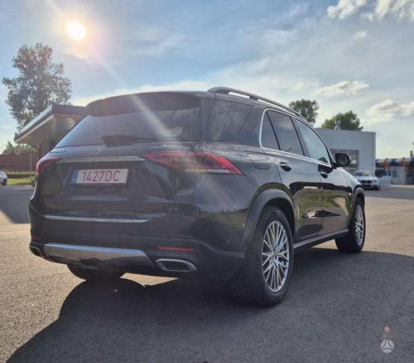 Zils Mercedes-Benz GLE 350 2022 Viļņa, ar dzinēja tilpumu 1.95 L un nobraukumu 186 tūkst. km par 42349 €, foto 3 vietnē AUTOMOTO.COM.LV