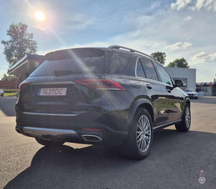 Синий Мерседес ГЛE 350 2022 в Вильнюс, объемом двигателя 1.95 л и пробегом 186 тыс. км за 42349 €, фото 4 на AUTOMOTO.COM.LV