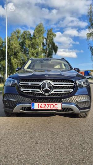 Синий Мерседес ГЛE 350 2022 в Вильнюс, объемом двигателя 1.95 л и пробегом 186 тыс. км за 42349 €, фото 7 на AUTOMOTO.COM.LV