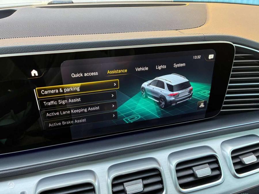 Zils Mercedes-Benz GLE 350 2022 Viļņa, ar dzinēja tilpumu 1.95 L un nobraukumu 144 tūkst. km par 49999 €, foto 20 vietnē AUTOMOTO.COM.LV