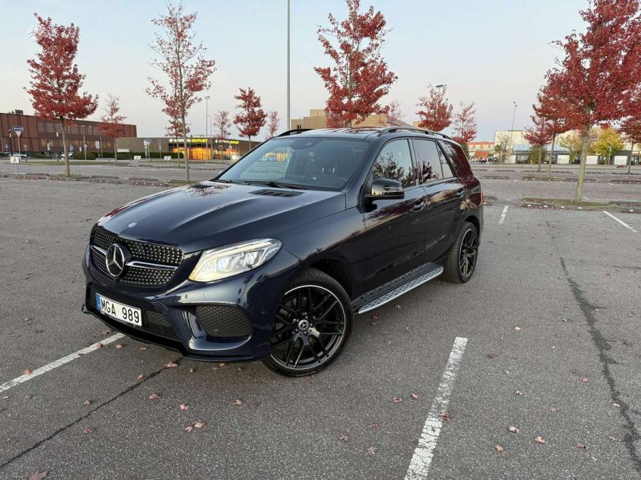 Zils Mercedes-Benz GLE 350 2016 Klaipėda, ar dzinēja tilpumu 2.99 L un nobraukumu 117 tūkst. km par 25900 €, foto 1 vietnē AUTOMOTO.COM.LV