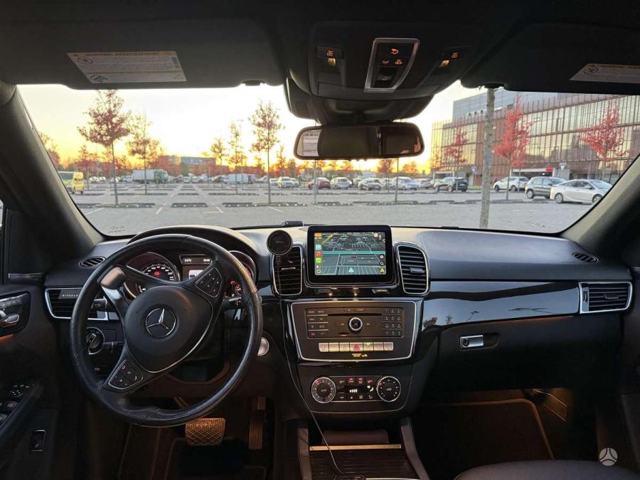 Zils Mercedes-Benz GLE 350 2016 Klaipėda, ar dzinēja tilpumu 2.99 L un nobraukumu 117 tūkst. km par 25900 €, foto 14 vietnē AUTOMOTO.COM.LV