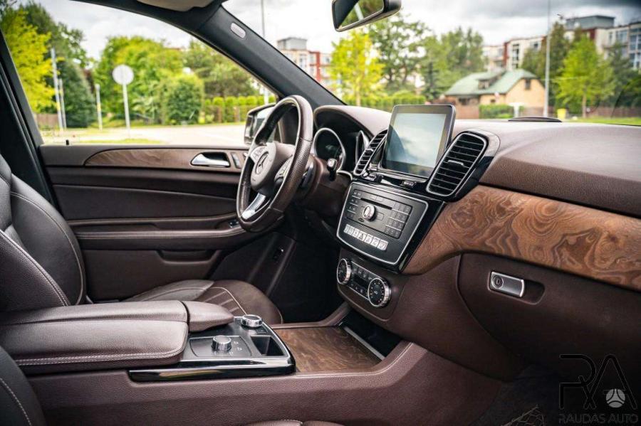 Brūns Mercedes-Benz GLE 350 2016 Rīga, ar dzinēja tilpumu 2.99 L un nobraukumu 183 tūkst. km par 22990 €, foto 14 vietnē AUTOMOTO.COM.LV