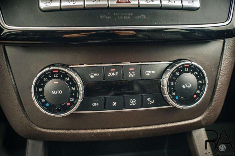 Brūns Mercedes-Benz GLE 350 2016 Rīga, ar dzinēja tilpumu 2.99 L un nobraukumu 183 tūkst. km par 22990 €, foto 17 vietnē AUTOMOTO.COM.LV