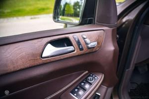 Brūns Mercedes-Benz GLE 350 2016 Rīga, ar dzinēja tilpumu 2.99 L un nobraukumu 183 tūkst. km par 22990 €, foto 21 vietnē AUTOMOTO.COM.LV