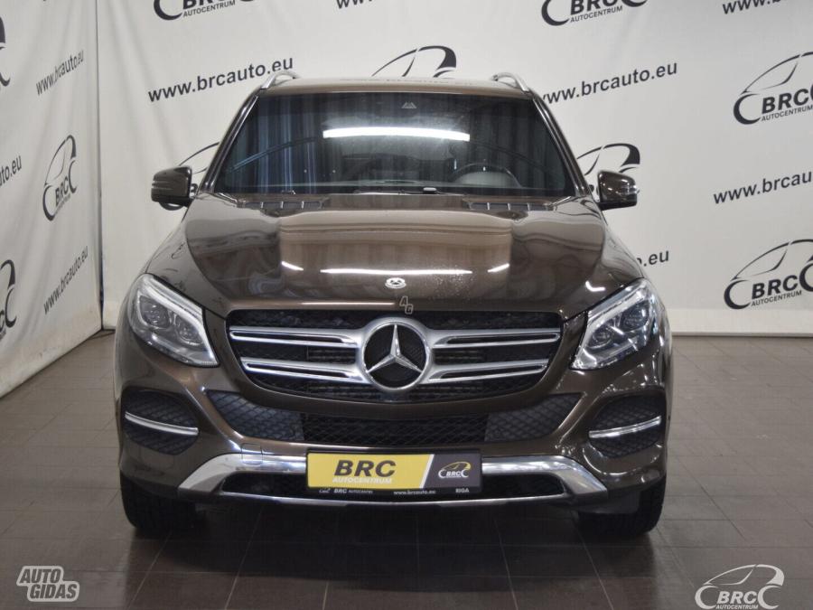 Brūns Mercedes-Benz GLE 350 2018 Rīga, ar dzinēja tilpumu 3.00 L un nobraukumu 210 tūkst. km par 26900 €, foto 23 vietnē AUTOMOTO.COM.LV