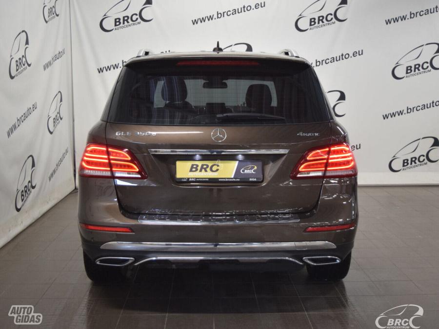 Brūns Mercedes-Benz GLE 350 2018 Rīga, ar dzinēja tilpumu 3.00 L un nobraukumu 210 tūkst. km par 26900 €, foto 24 vietnē AUTOMOTO.COM.LV