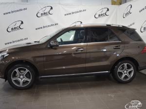 Brūns Mercedes-Benz GLE 350 2018 Rīga, ar dzinēja tilpumu 3.00 L un nobraukumu 210 tūkst. km par 26900 €, foto 25 vietnē AUTOMOTO.COM.LV