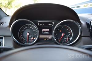 Brown Mercedes-Benz GLE 350 2018 in Riga, with an engine capacity of 3.00 L and mileage of 210 thousand km for 24900 €, photo 20 on AUTOMOTO.COM.LV