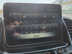 Brown Mercedes-Benz GLE 350 2018 in Riga, with an engine capacity of 3.00 L and mileage of 210 thousand km for 23700 €, photo 7 on AUTOMOTO.COM.LV
