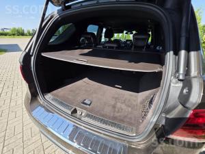 Brown Mercedes-Benz GLE 350 2018 in Riga, with an engine capacity of 3.00 L and mileage of 210 thousand km for 23700 €, photo 13 on AUTOMOTO.COM.LV