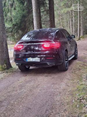 Mercedes-Benz GLE 350 2017 in Siauliai, with an engine capacity of 3.00 L and mileage of 166 thousand km for 25000 €, photo 3 on AUTOMOTO.COM.LV