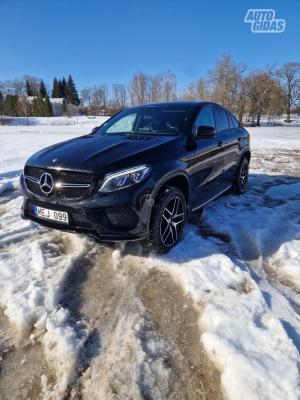 Mercedes-Benz GLE 350 2017 in Siauliai, with an engine capacity of 3.00 L and mileage of 166 thousand km for 25000 €, photo 6 on AUTOMOTO.COM.LV