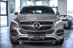 Mercedes-Benz GLE 350 2015 Marijampole, ar dzinēja tilpumu 3.00 L un nobraukumu 205 tūkst. km par 25750 €, foto 4 vietnē AUTOMOTO.COM.LV
